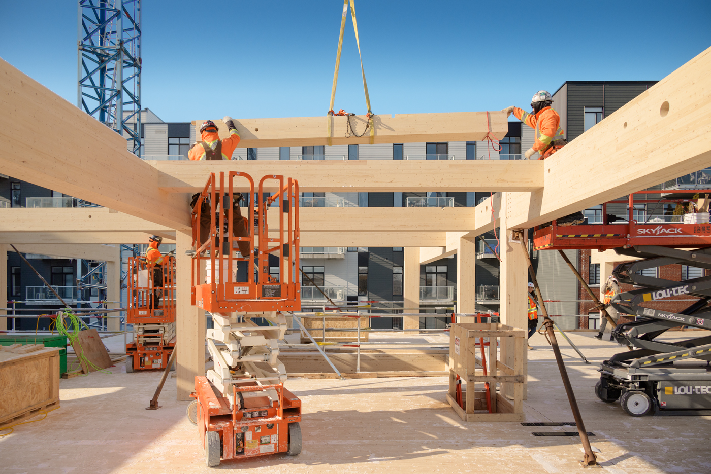 BUILDING WITH LOCAL MATERIALS - NEUF architect(e)s